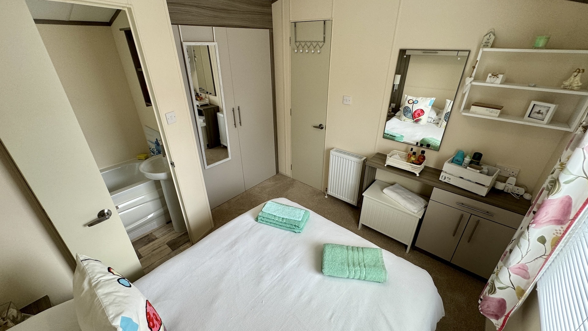 Luxury Lodges and Static Caravans for Sale in West Cornwall